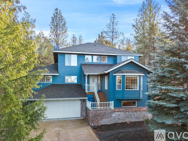 3 BR, 2.5 BA Apartment 1207 NW Foxwood Pl, Bend, OR 97703