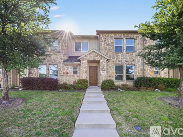 3 BR, 2.5 BA Apartment 1217 Pebblebrook Drive, Unit 1217, McKinney, TX 75071