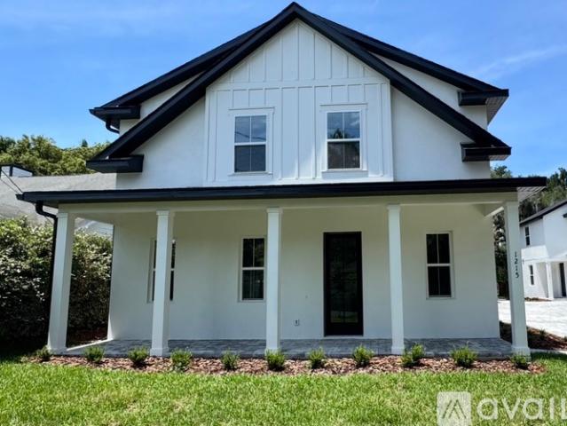 3 BR, 2.5 BA Apartment 1215 East Esther Street, Orlando, FL 32806