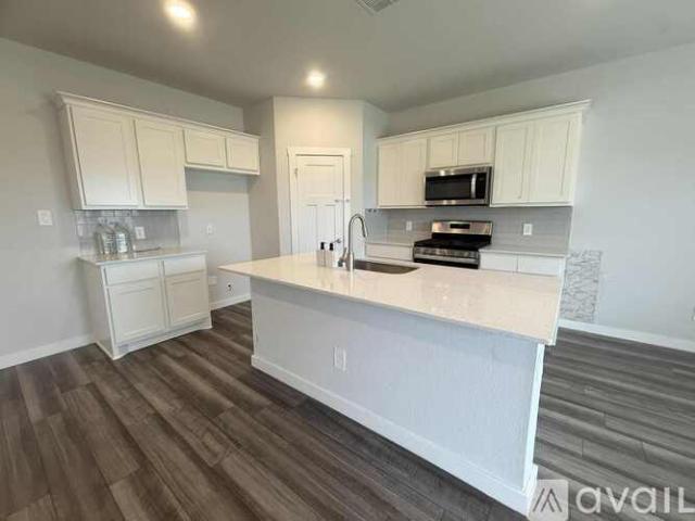 3 BR, 2.5 BA Apartment 1218 Amistad Loop, College Station, TX 77845