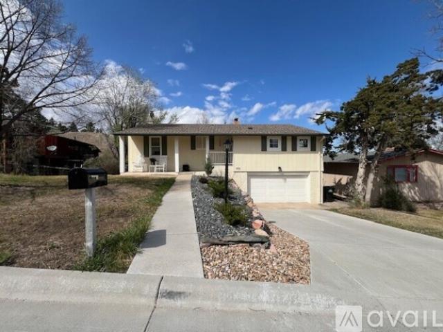 3 BR, 2.5 BA Apartment 1228 St Andrew St, Rapid City, SD 57701