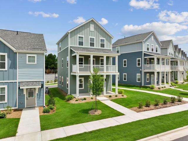 3 BR, 2.5 BA Apartment 12345 Westeros Lane Unit 13121, Huntersville, NC 28078