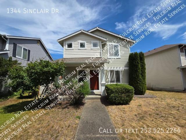 3 BR, 2.5 BA Apartment 1344 Sinclair Dr, DuPont, WA 98327
