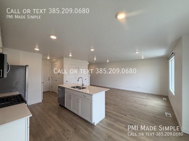 3 BR, 2.5 BA Apartment 1356 S Windy Rdg Dr, Spanish Fork, UT 84660