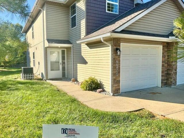 3 BR, 2.5 BA Apartment 13610 Oak Valley Dr, Platte City, MO 64079