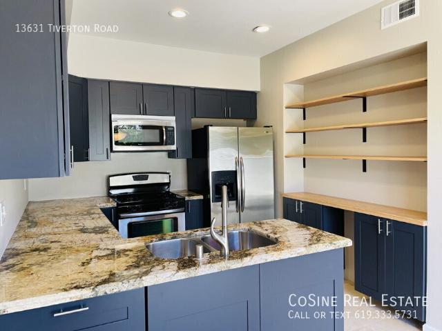3 BR, 2.5 BA Apartment 13631 Tiverton Road, San Diego, CA 92130