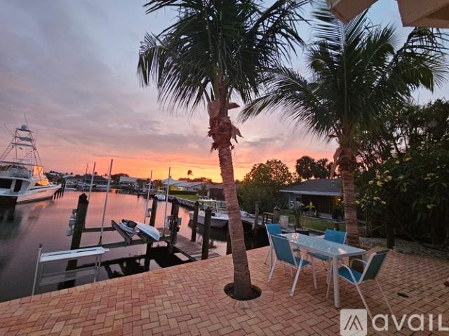 3 BR, 2.5 BA Apartment 137 Queens Road, Fort Pierce, FL 34949