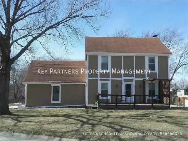 3 BR, 2.5 BA Apartment 138 E Nelson Cir, Olathe, KS 66061