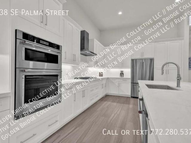 3 BR, 2.5 BA Apartment 138 SE Palma Street, Port St Lucie, FL 34984
