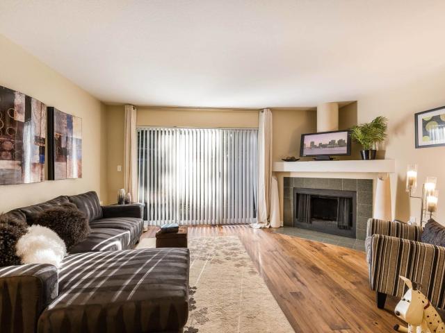 3 BR, 2.5 BA Apartment 1300 SW Campus Drive Unit 56 3, Federal Way, WA 98023