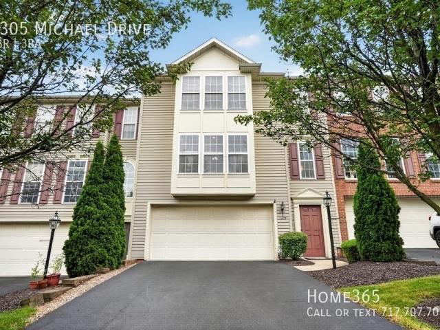 3 BR, 2.5 BA Apartment 1305 Michael Drive, Pittsburgh, PA 15227