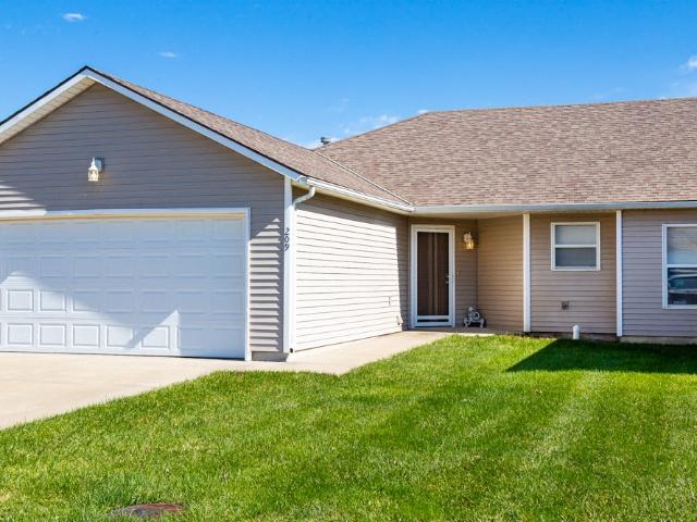 3 BR, 2.5 BA Apartment 1310 Minnie Ave #B Unit 210CANAL, Belton, MO 64012
