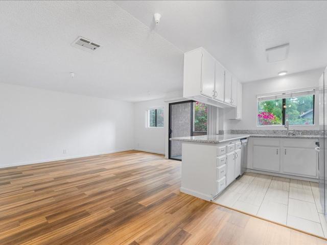 3 BR, 2.5 BA Apartment 144 N. Michigan Ave Pasadena, CA 91106