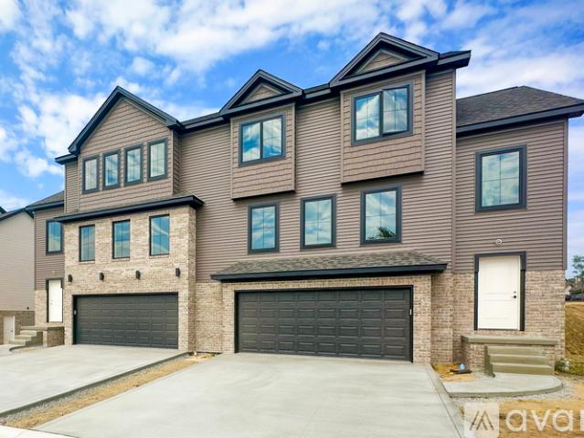 3 BR, 2.5 BA Apartment 14550 South Ave, Unit 214, Columbiana, OH 44408