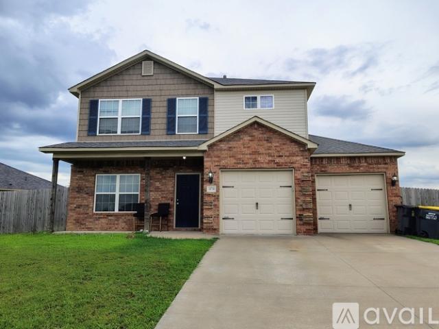 3 BR, 2.5 BA Apartment 14730 South Hickory Place, Glenpool, OK 74033
