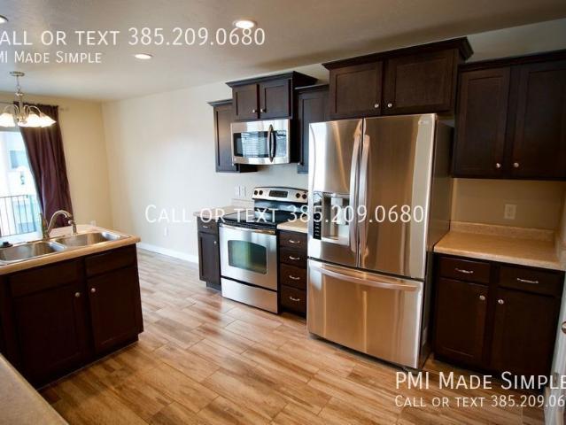 3 BR, 2.5 BA Apartment 14779 South Stonehenge Place, Draper, UT 84020