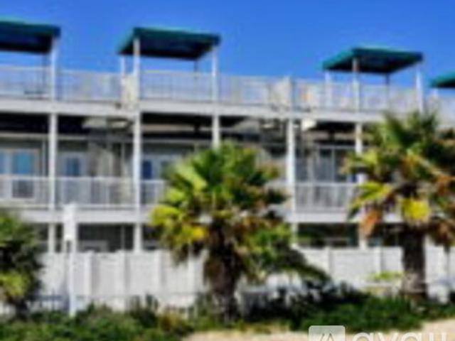 3 BR, 2.5 BA Apartment 14901 Windward Dr, Unit 802, Corpus Christi, TX 78418