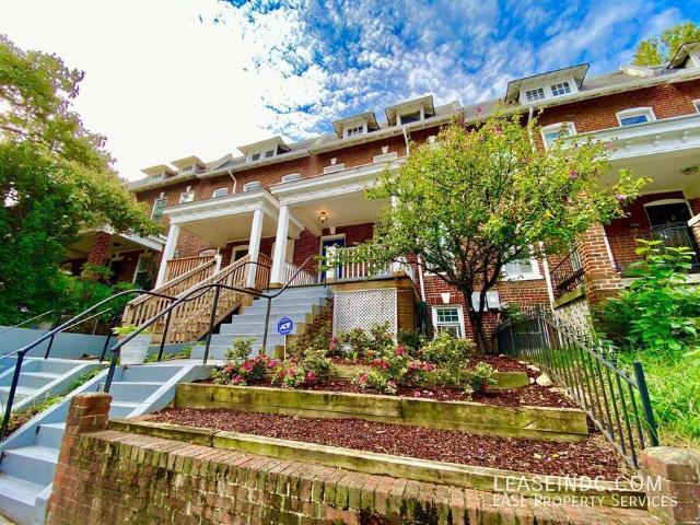 3 BR, 2.5 BA Apartment 1424 Oak Street NW, Washington, DC 20010