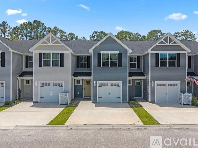 3 BR, 2.5 BA Apartment 142 Villa Grande Street, Unit C, Myrtle Beach, SC 29579