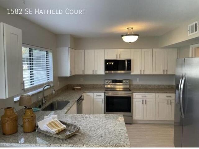 3 BR, 2.5 BA Apartment 1582 SE Hatfield Court, Port St Lucie, FL 34952