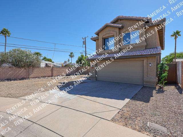 3 BR, 2.5 BA Apartment 15847 N 32nd Pl, Phoenix, AZ 85032