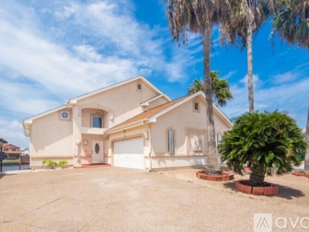 3 BR, 2.5 BA Apartment 15361 Yardarm Ct, Corpus Christi, TX 78418