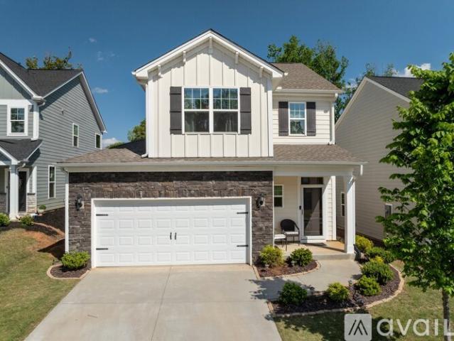 3 BR, 2.5 BA Apartment 15 Tyrian Drive, Greenville, SC 29607