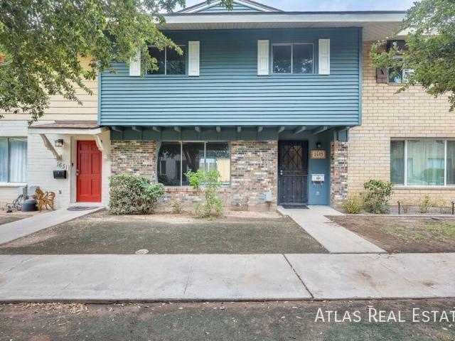3 BR, 2.5 BA Apartment 1649 W Hazelwood Street, Phoenix, AZ 85015