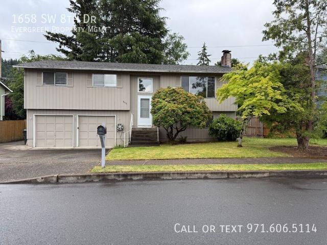 3 BR, 2.5 BA Apartment 1658 SW 8th Dr, Gresham, OR 97080