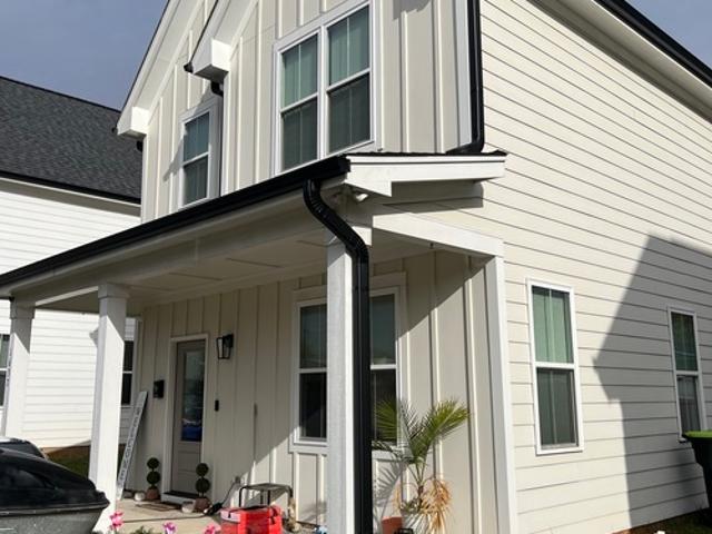 3 BR, 2.5 BA Apartment 1637 Berry Avenue, Henderson, NC 27536