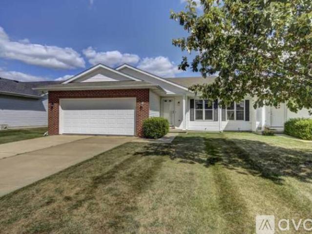 3 BR, 2.5 BA Apartment 1700 Tern Place, Springfield, IL 62711