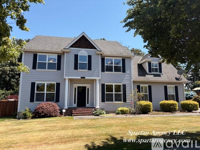3 BR, 2.5 BA Apartment 1719 109th Ave Ct E, Edgewood, WA 98372