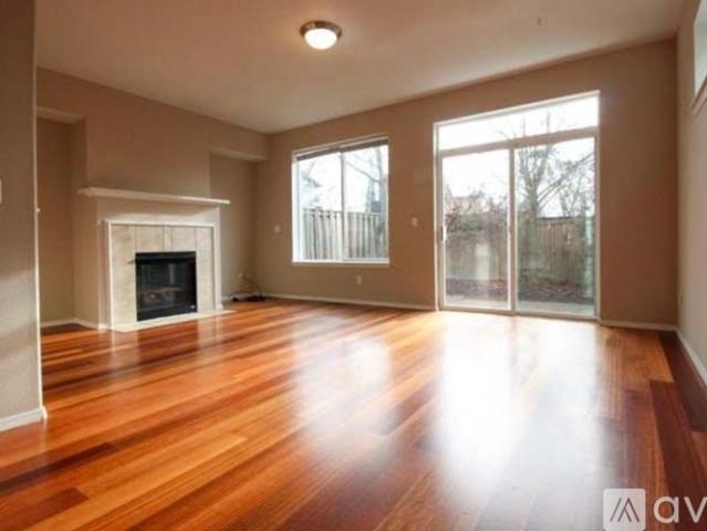 3 BR, 2.5 BA Apartment 17236 Southwest Berkeley Lane, Unit Arbor Station, Beaverton, OR 97006
