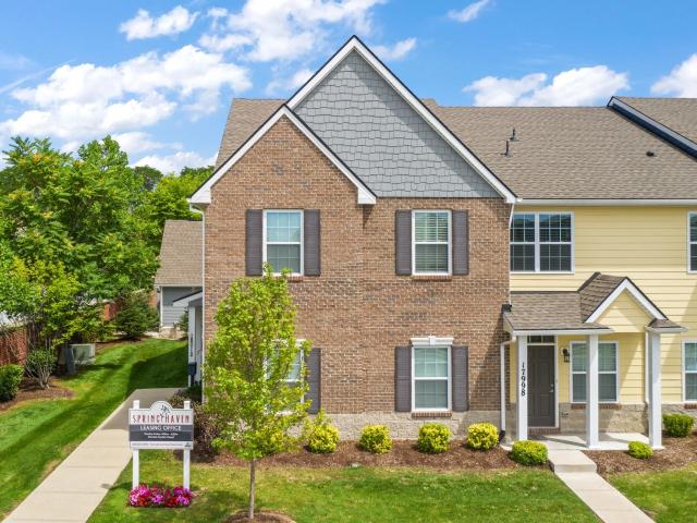 3 BR, 2.5 BA Apartment 18025 Windflower Drive Unit 72, Southfield, MI 48076