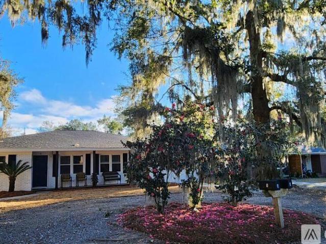 3 BR, 2.5 BA Apartment 1979 Minott Street, Charleston, SC 29412