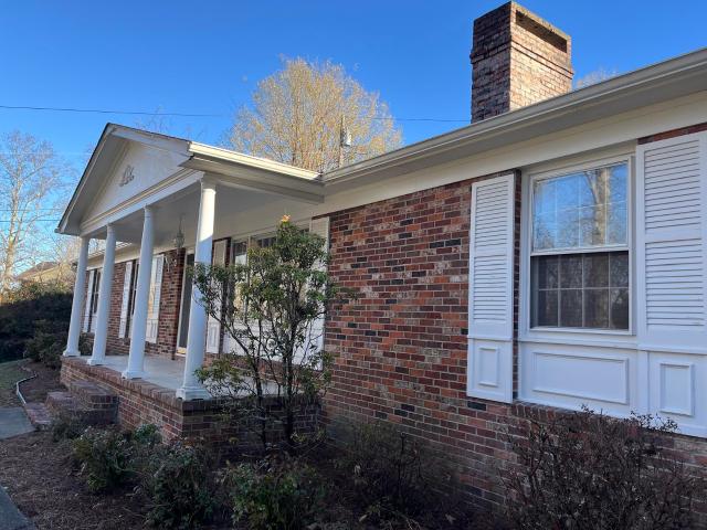 3 BR, 2.5 BA Apartment 1908 Country Club Road, Hendersonville, NC 28739