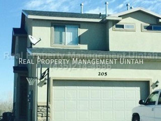 3 BR, 2.5 BA Apartment 205 E 1100 S, Vernal, UT 84078