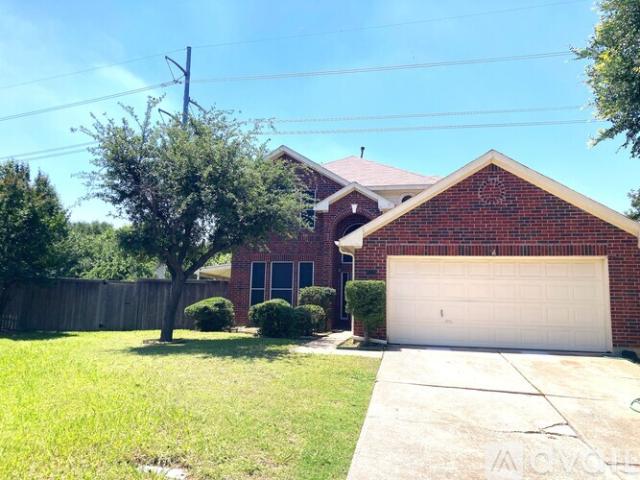 3 BR, 2.5 BA Apartment 2078 Belvedere Drive, Lewisville, TX 75067