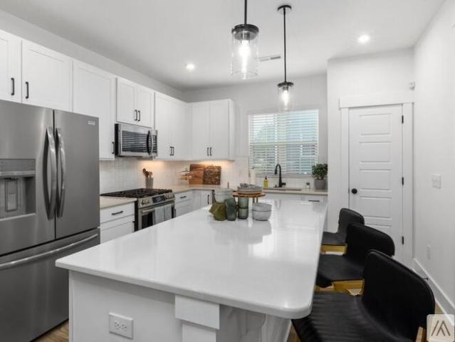 3 BR, 2.5 BA Apartment 208 Arden Grove Drive, Raleigh, NC 27601