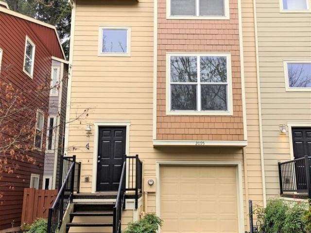 3 BR, 2.5 BA Apartment 2095 NE Sheffield Ave, Hillsboro, OR 97006