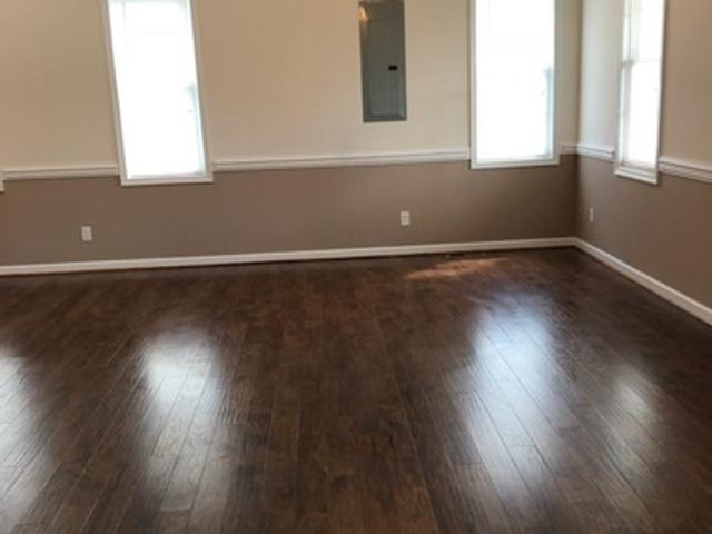 3 BR, 2.5 BA Apartment 209 Midvale Crossing, Staunton, VA 24401