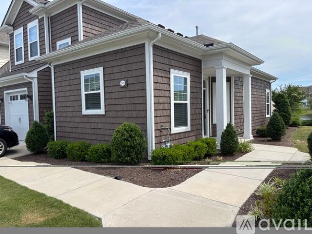 3 BR, 2.5 BA Apartment 2009 Canning Pl, Chesapeake, VA 23322