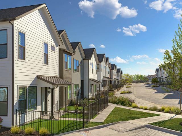3 BR, 2.5 BA Apartment 201 S. Morningstar Blvd Unit 104 MA, Georgetown, TX 78628