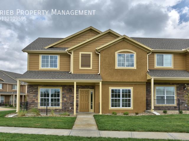 3 BR, 2.5 BA Apartment 21569 W 126th Ter, Olathe, KS 66061