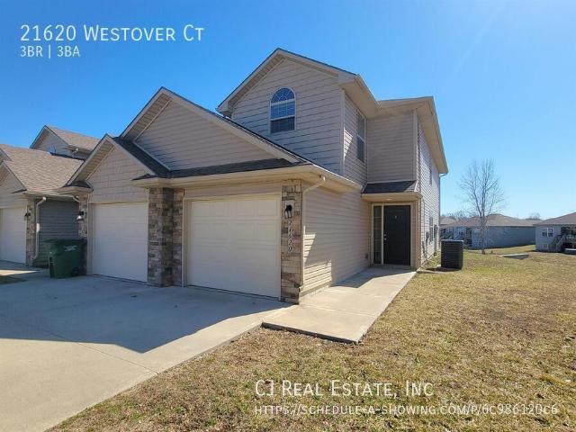 3 BR, 2.5 BA Apartment 21620 Westover Ct, Peculiar, MO 64078