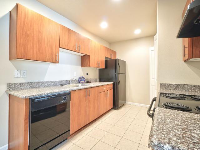 3 BR, 2.5 BA Apartment 21759 SW Cedar Brook Way Unit 127 29, Sherwood, OR 97140