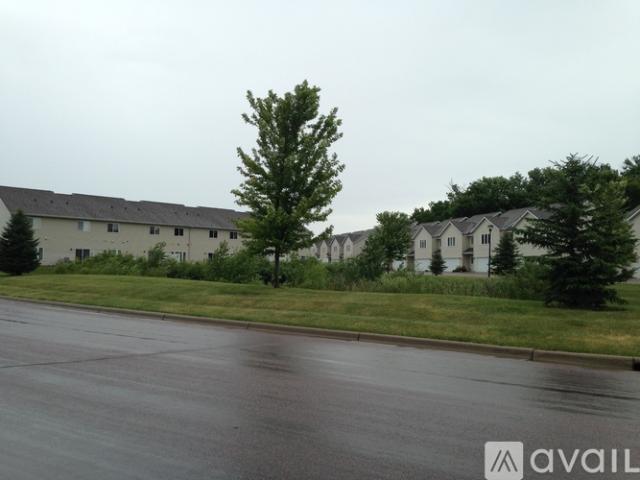 3 BR, 2.5 BA Apartment 2106 Linden Trail, Unit North Mankato, MN 56003
