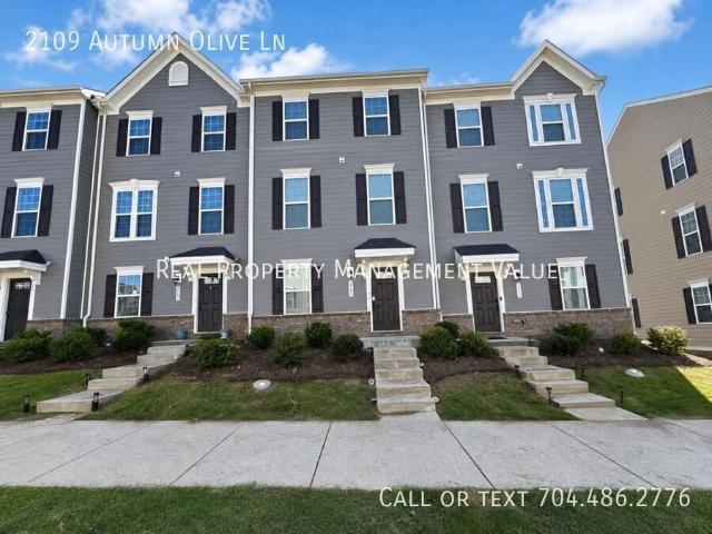 3 BR, 2.5 BA Apartment 2109 Autumn Olive Ln, Matthews, NC 28104