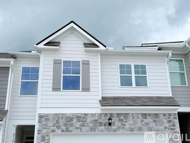 3 BR, 2.5 BA Apartment 210 Deerberry Dr, Unit 210, Jasper, GA 30143