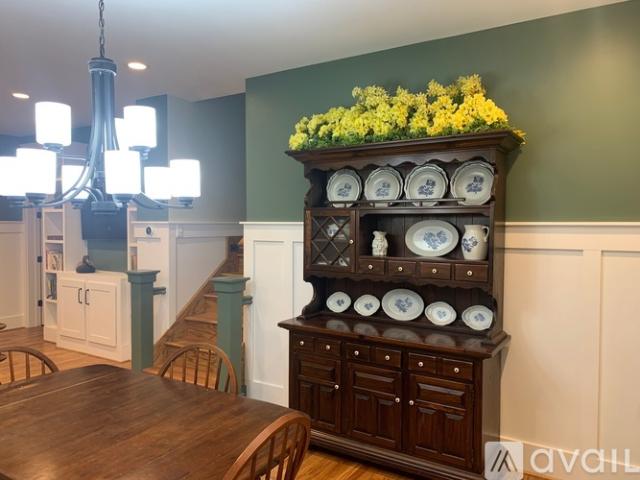 3 BR, 2.5 BA Apartment 212 Fleming Street, Unit 2, Hendersonville, NC 28739